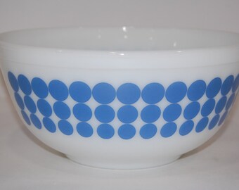 Pyrex Polka Dot Blue Mixing Bowl - Etsy