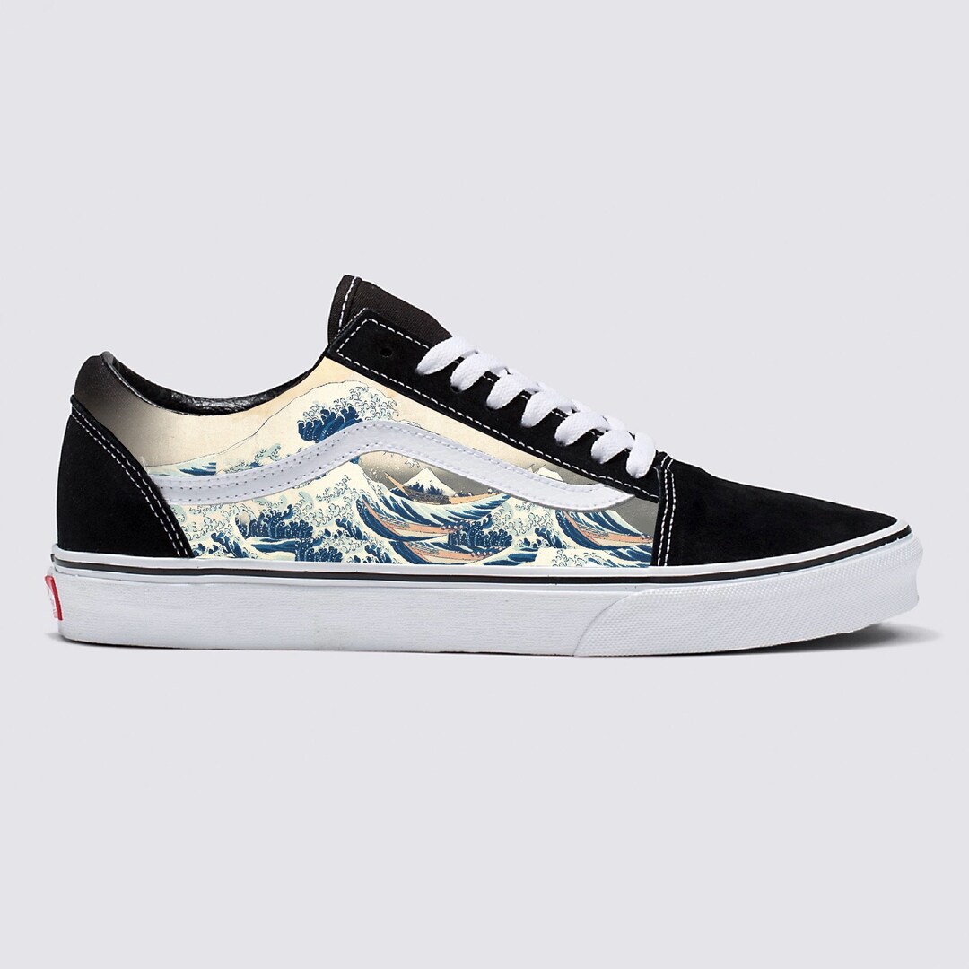 The Great Wave off Kanagawa Custom Black Old Skool Vans Men's and Women ...