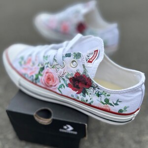 Whimsical Roses - Custom Low Top Converse - Etsy
