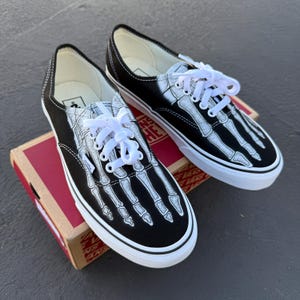 Custom Skeleton Feet X-ray Black/white Vans Authentic Lace up Shoes ...