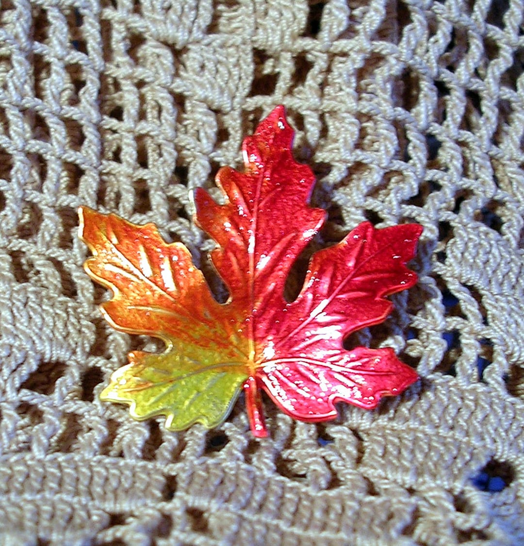 SMALL Hand Painted Vermont MAPLE LEAF Pin. - Etsy