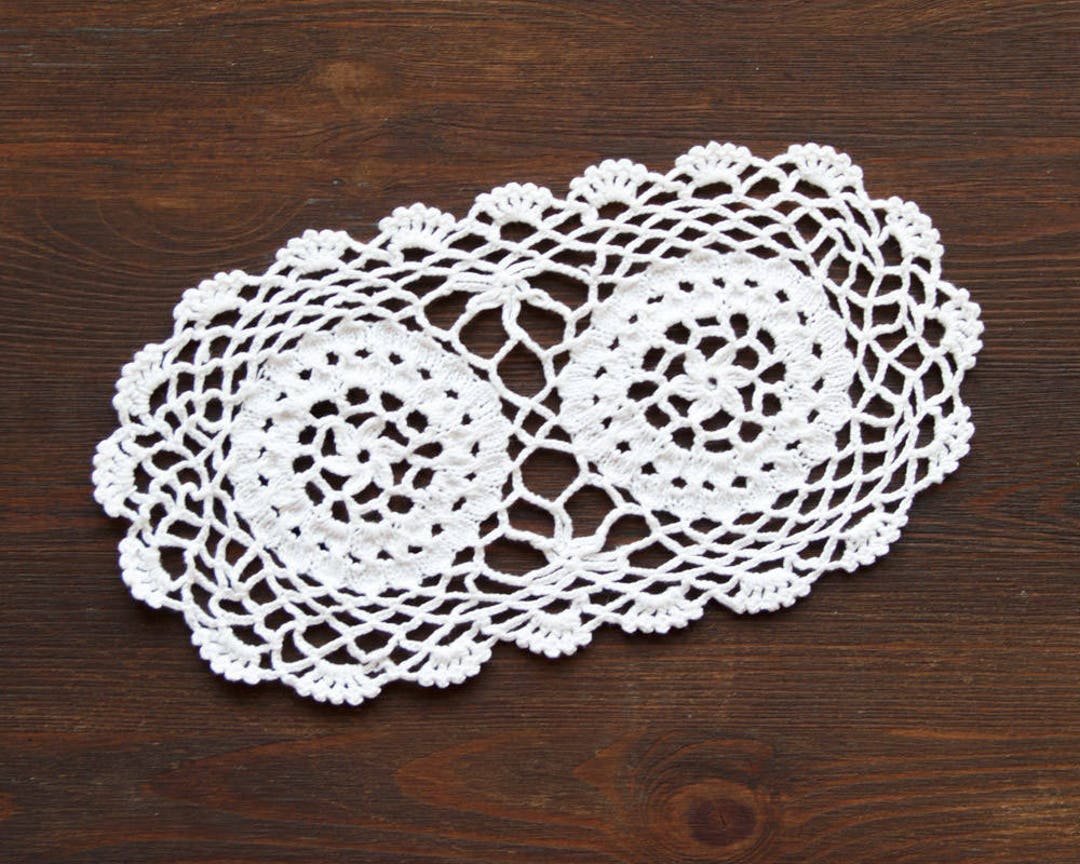 White Oval Crochet Doily, Vintage Doily, FREE SHIPPING Shabby Country ...