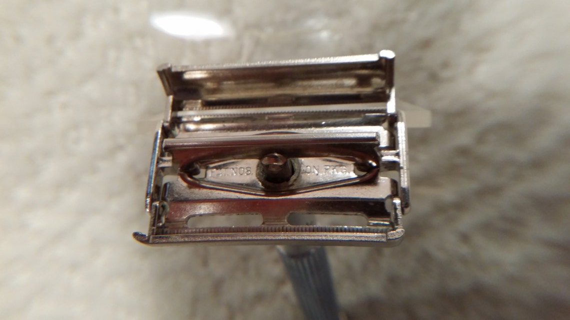 Vintage Lady Gillette Razor "blue Atomic Stars" From the 1960's - Etsy