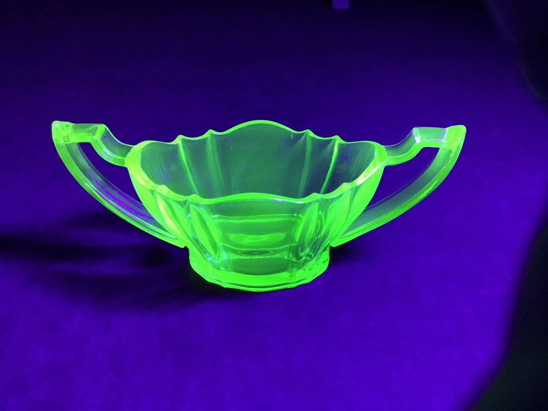Vintage Green Depression Glass Compote . . Unique Piece . . MINT ...