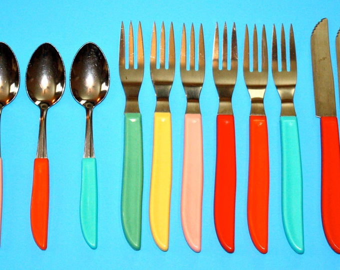 Vintage 18 Piece Fiestaware Quikut Cutlery Stainless Flatware Spoons ...