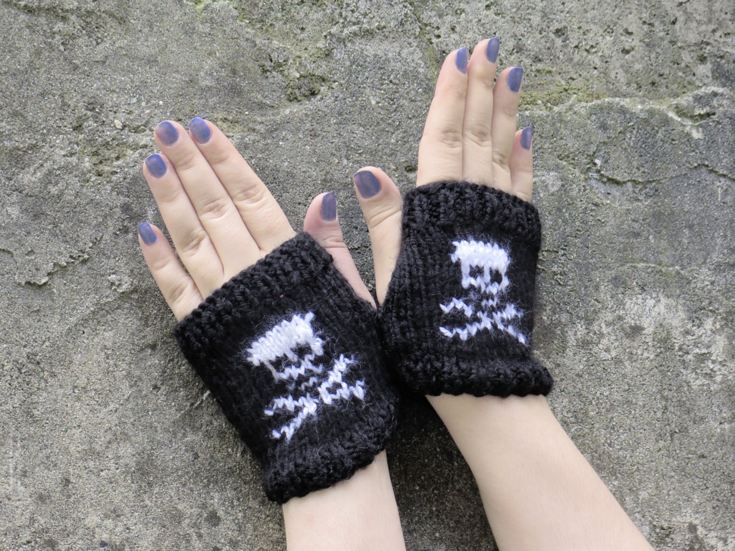 Skeleton Fingerless Gloves - Knitted Wrist Warmers - Winter Cozy Gloves ...