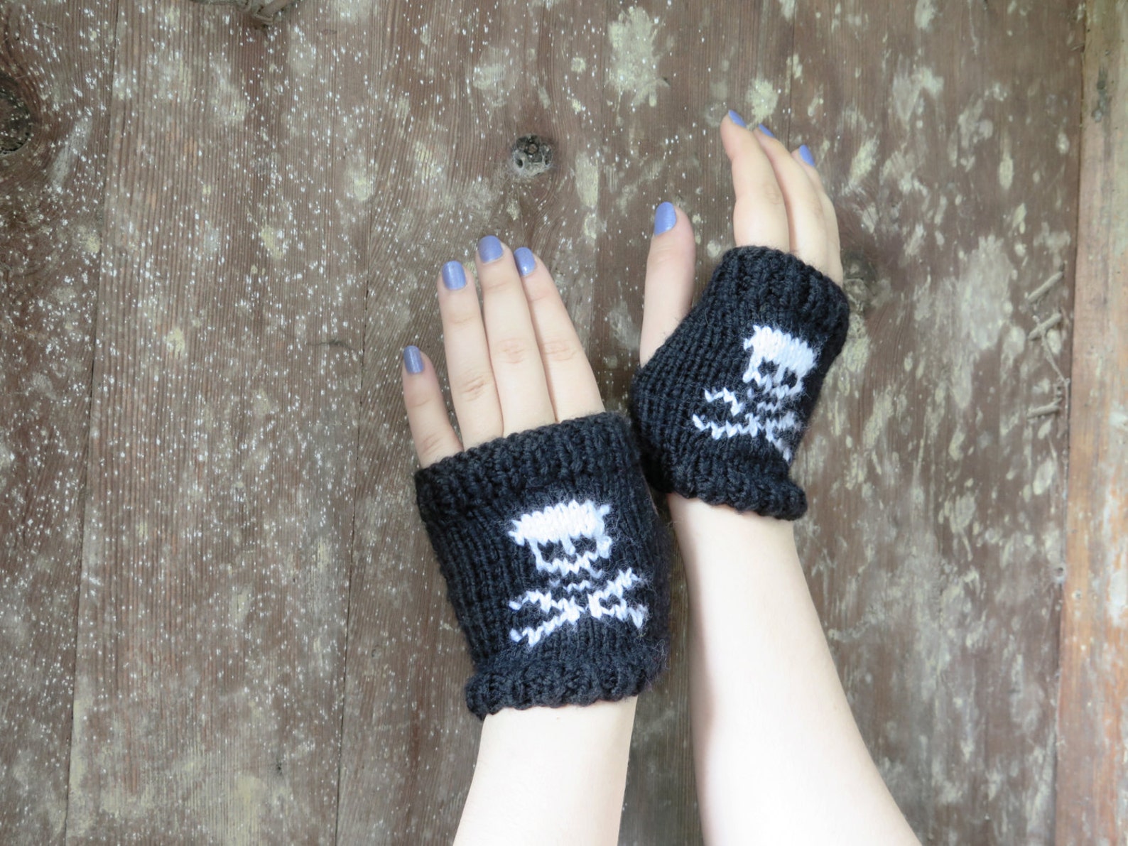 Skeleton Fingerless Gloves - Knitted Wrist Warmers - Winter Cozy Gloves ...