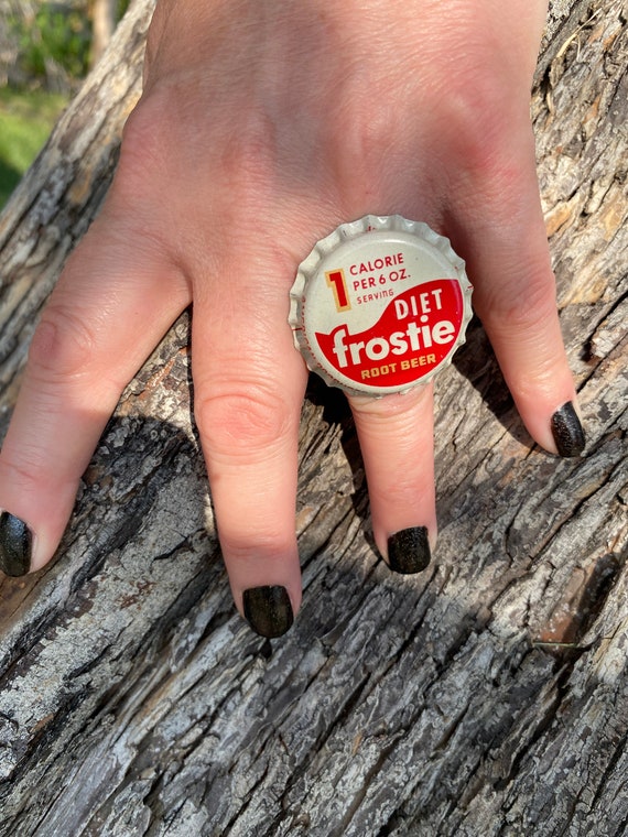 Soda pop bottle cap ring - Gem