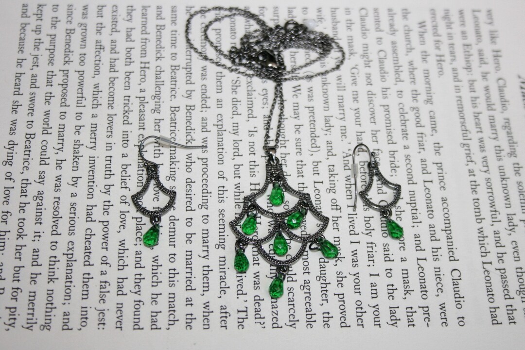 Gothic Matching Set Jewelry - AA4 - Green and Silver Tone - Etsy