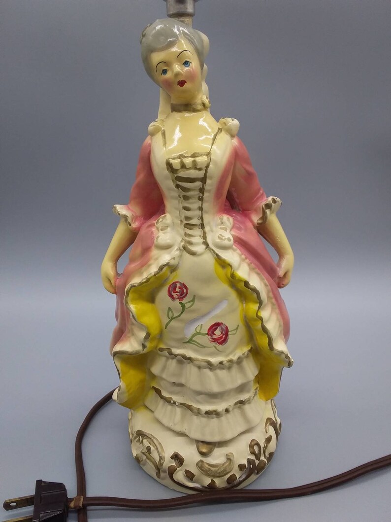 Vintage Chalkware Colonial Lady Table Lamp-pink Flowing Dress - Etsy