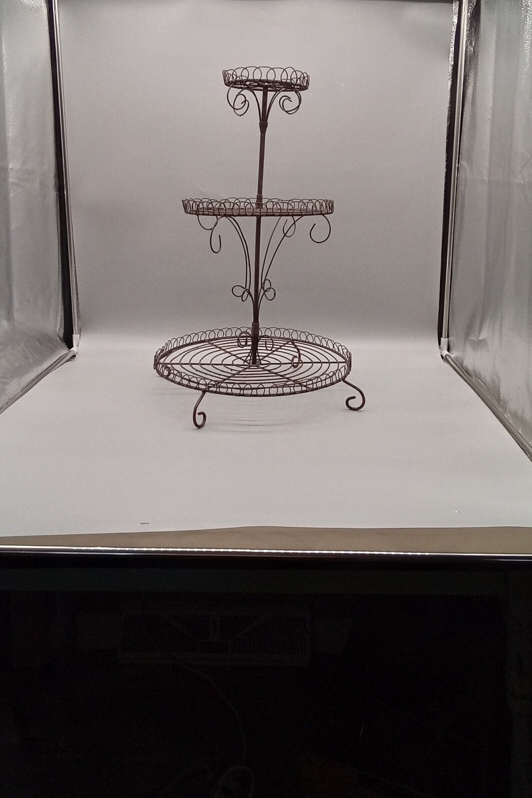 Primitive Farmhouse Wire 3 Tier Store Display Stand or Farmhouse Fruit ...