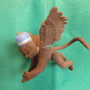Flying Monkey, Soft Sculpture Winged Monkey, Wizard of Oz, Fantasy ...