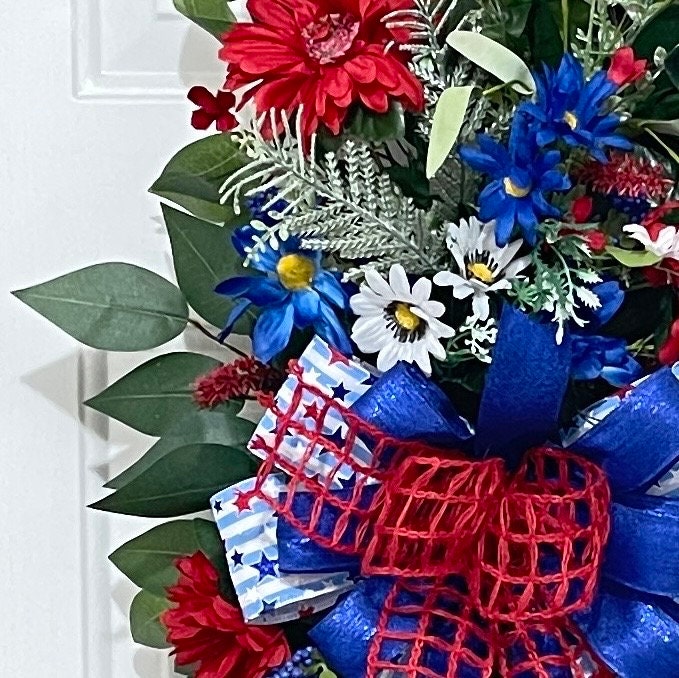 Patriotic Grapevine Wreath for Front Door, Memorial Day Door Decor ...