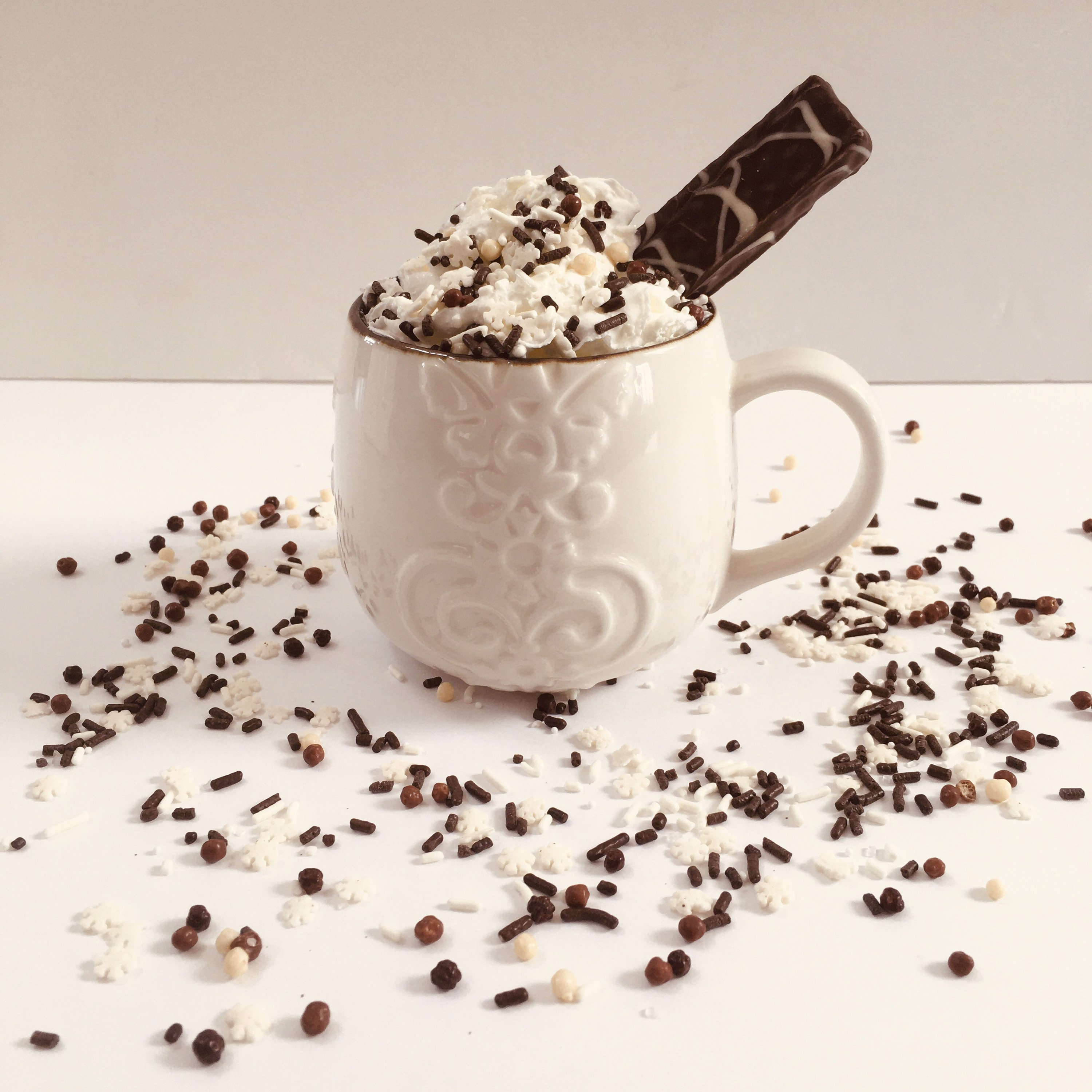 Red Green Christmas Sprinkles Jimmies Cocoa Bomb Topper Mix Edible ...