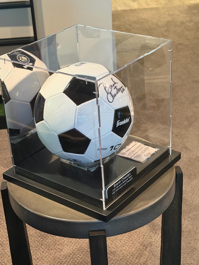 Brandi Chastain Signed Soccer Ball Display Case W/ COA – 1999 USA Women ...