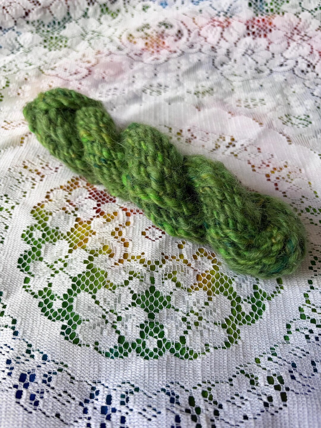 Handspun Art Yarn | Upcycled Green Weaving Yarn | “algae” - Etsy