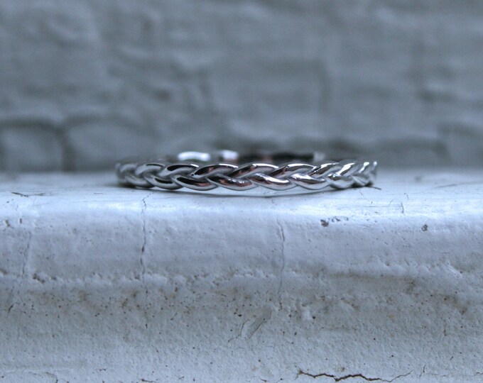 Thin Vintage 14K White Gold Braided Wedding Band. - Etsy