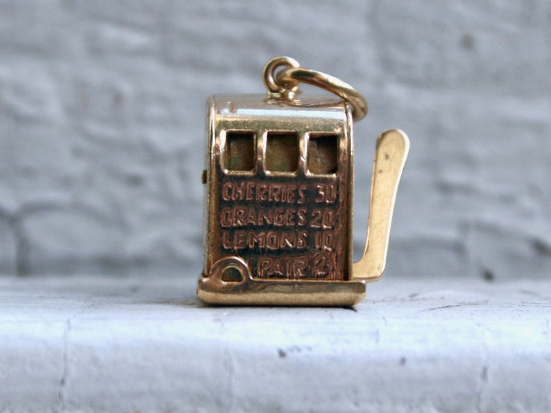 Vintage 14K Yellow Gold Slot Machine Charm/ Pendant. - Etsy