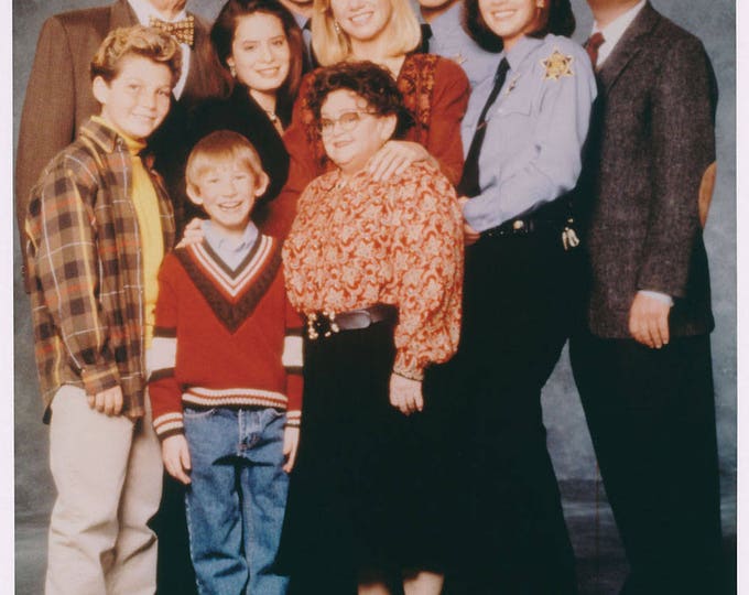 Picket Fences Cast Photo 4 Lauren Holly, Adam Wylie, Holly Marie Combs ...