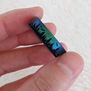 Forest or Mountain Silicone Ring in Iridescent Green or Blue Dual Layer ...