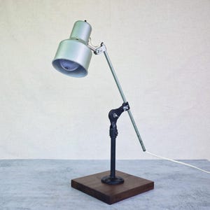 Vintage Industrial Machinist Shop Light, Articulating Table Lamp, Retro ...