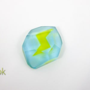 Pokemon Thunderstone Evolution Stone - Etsy