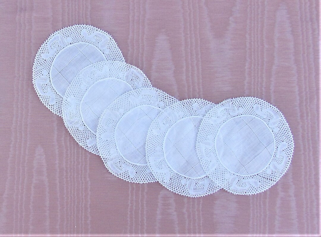 Set of 5 Small Antique Doilies With Flanders Lace - Etsy