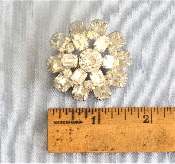 Weiss rhinestone brooch, 1 of 2 available - Gem
