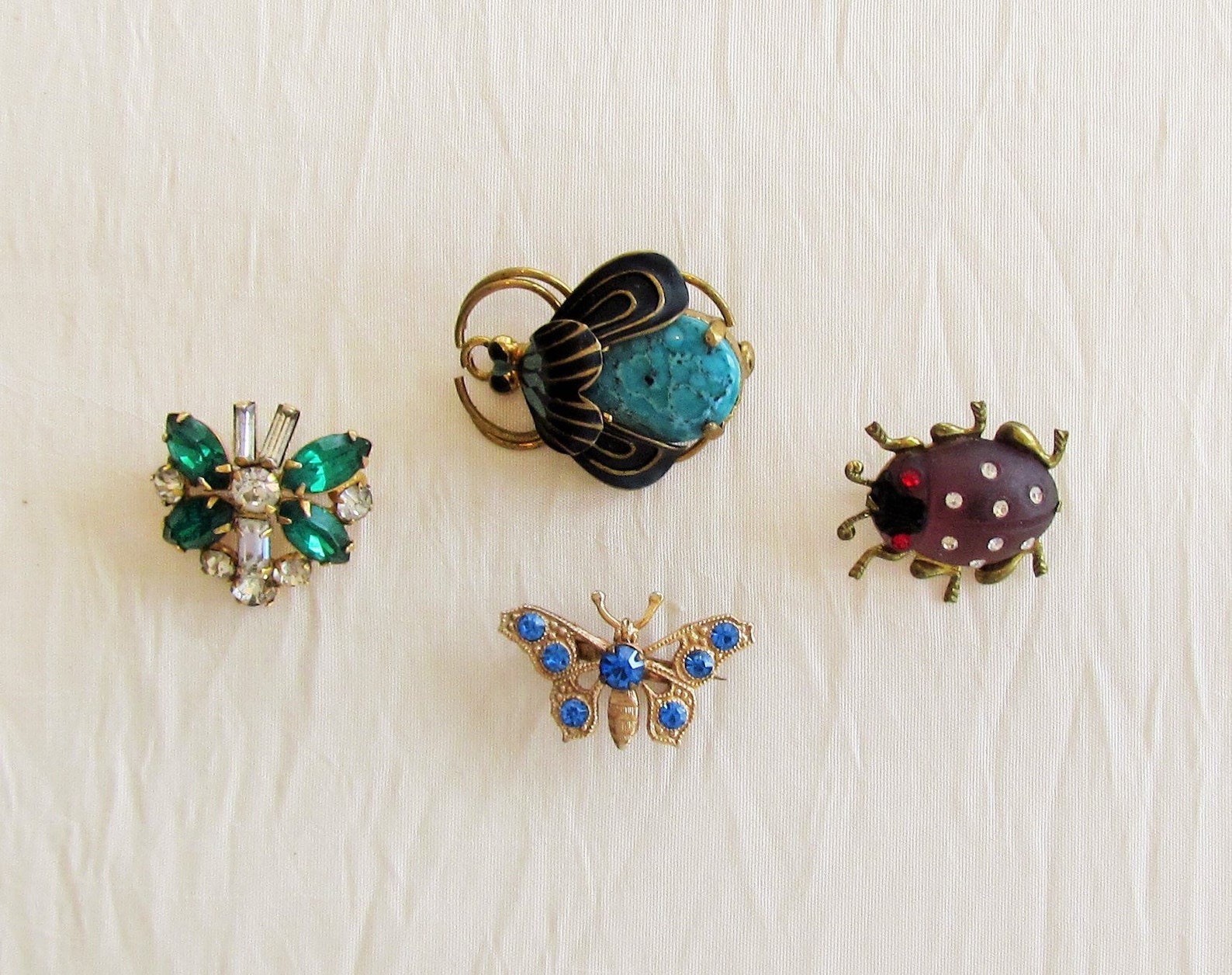 Lot of 4 Vintage Scatter Pins Including 2 Butterflies a | Etsy