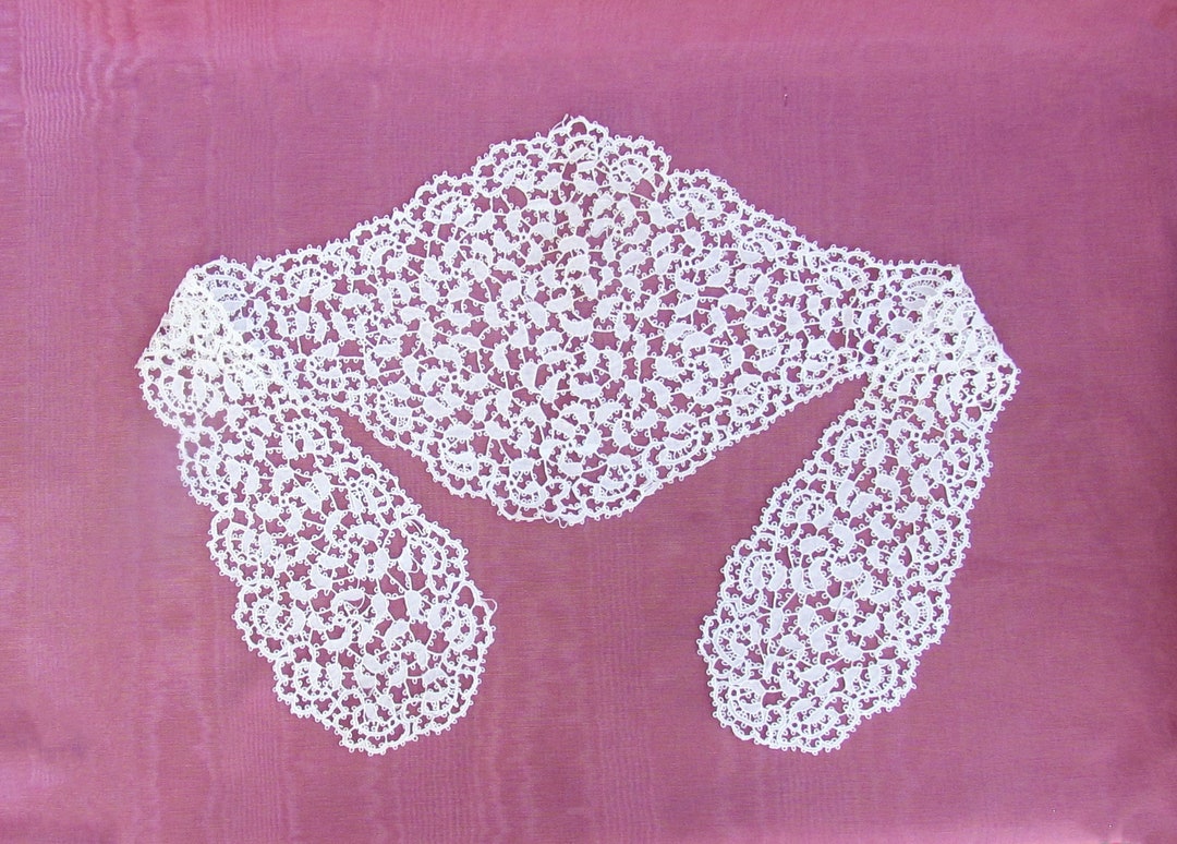 Antique Lace Cap With Lappets, Mid-19th Century Carrickmacross Guipure ...