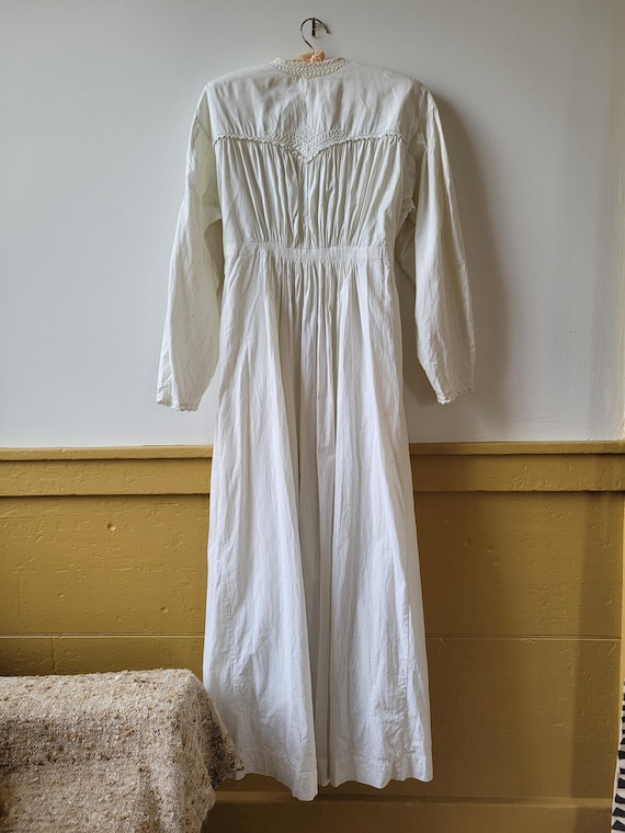 Antique Victorian white cotton robe button down dress… - Gem