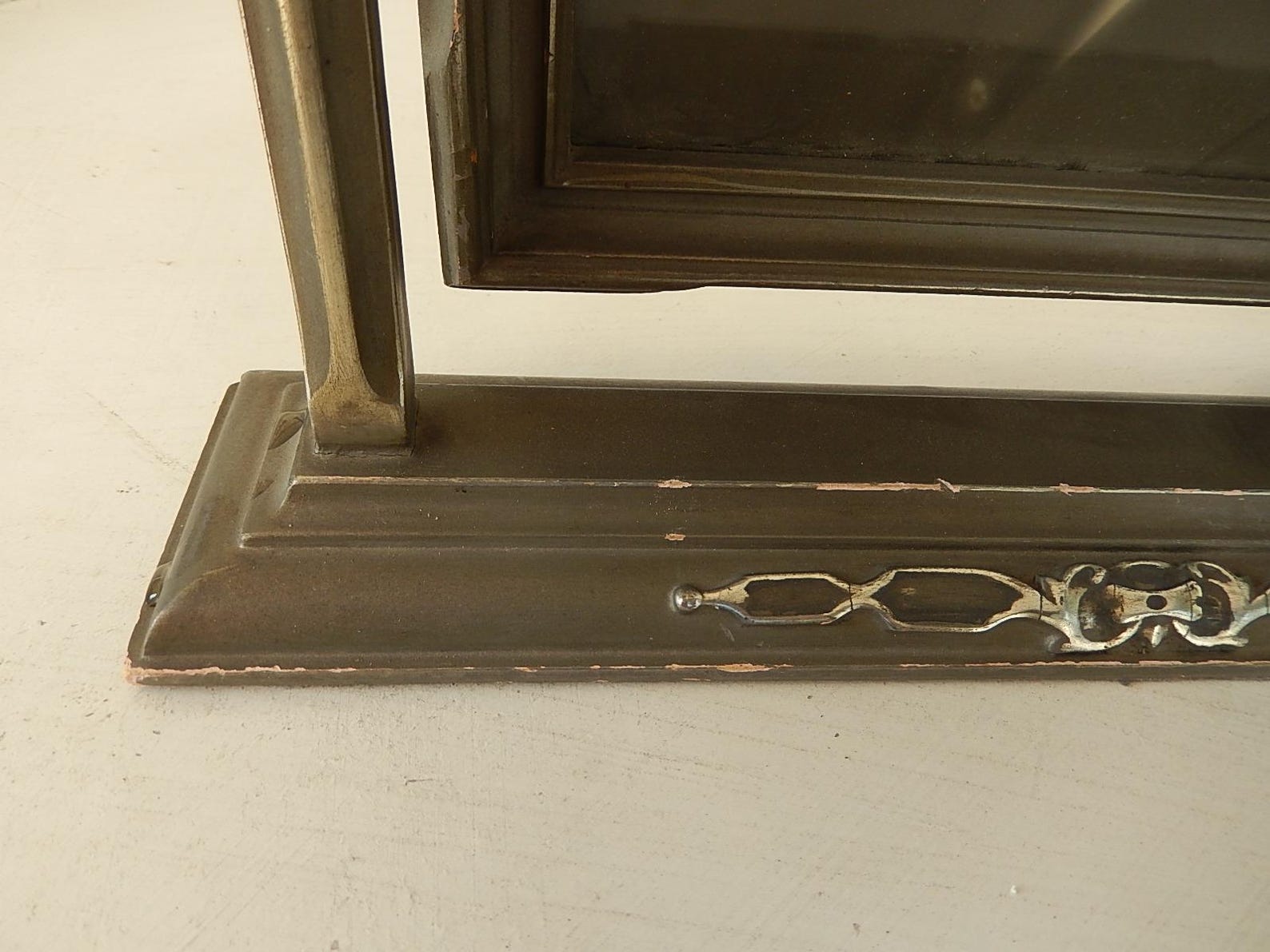 Antique Swivel Tilt Frame - Art Deco Picture Frame - 12 in Silver Tilt ...