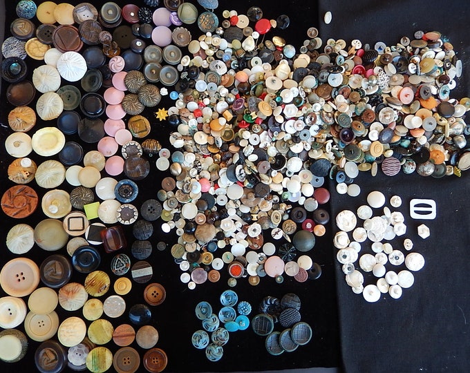 Antique Button Assortment Lot of Hundreds Old Buttons Vintage Buttons ...