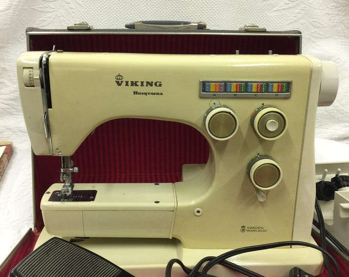 Vintage 1969 Viking Husqvarna Sewing Machine Model 6020. Comes in Its ...