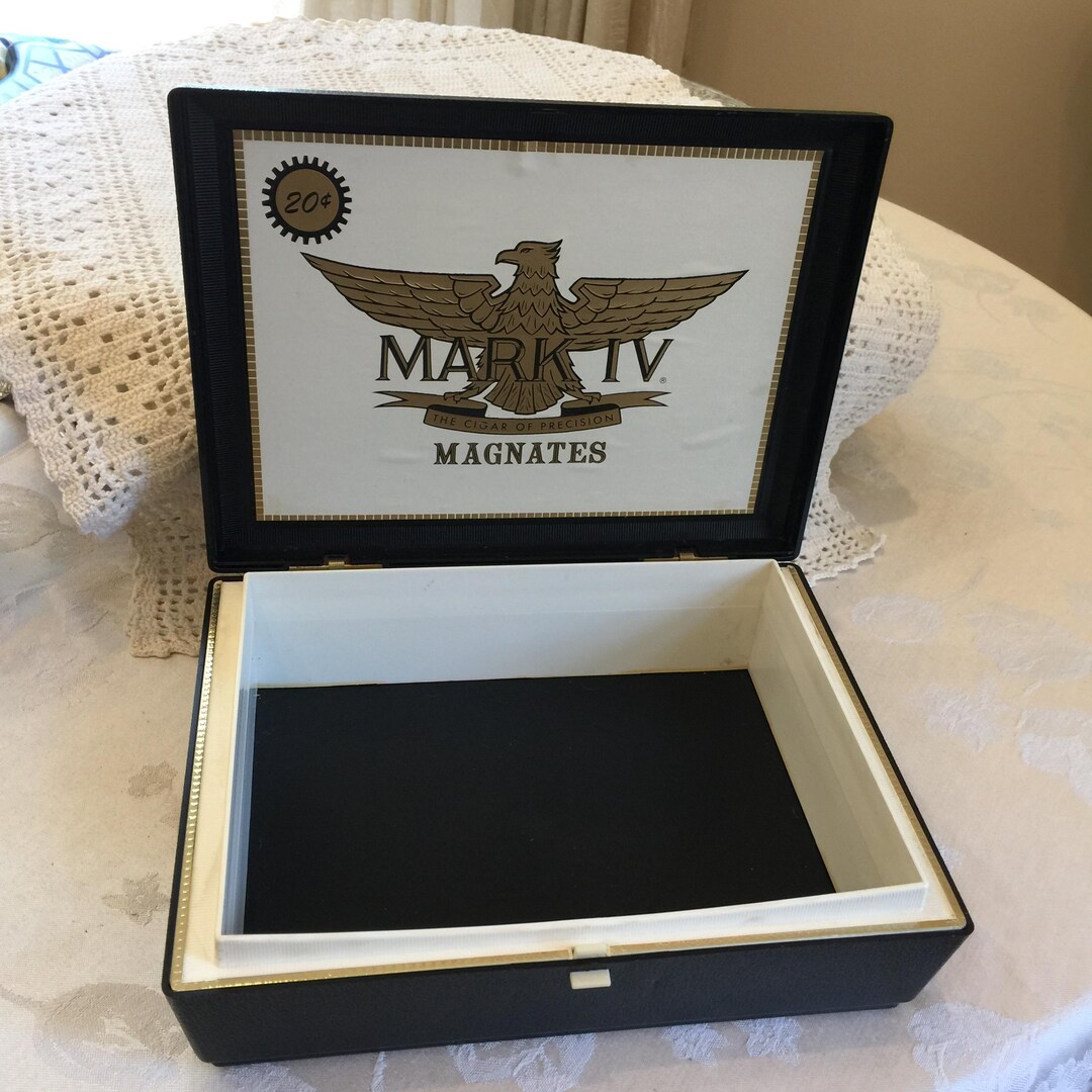 Vintage Eagle Design, Mark IV Magnates. Plastic Cigar Box, Great to ...