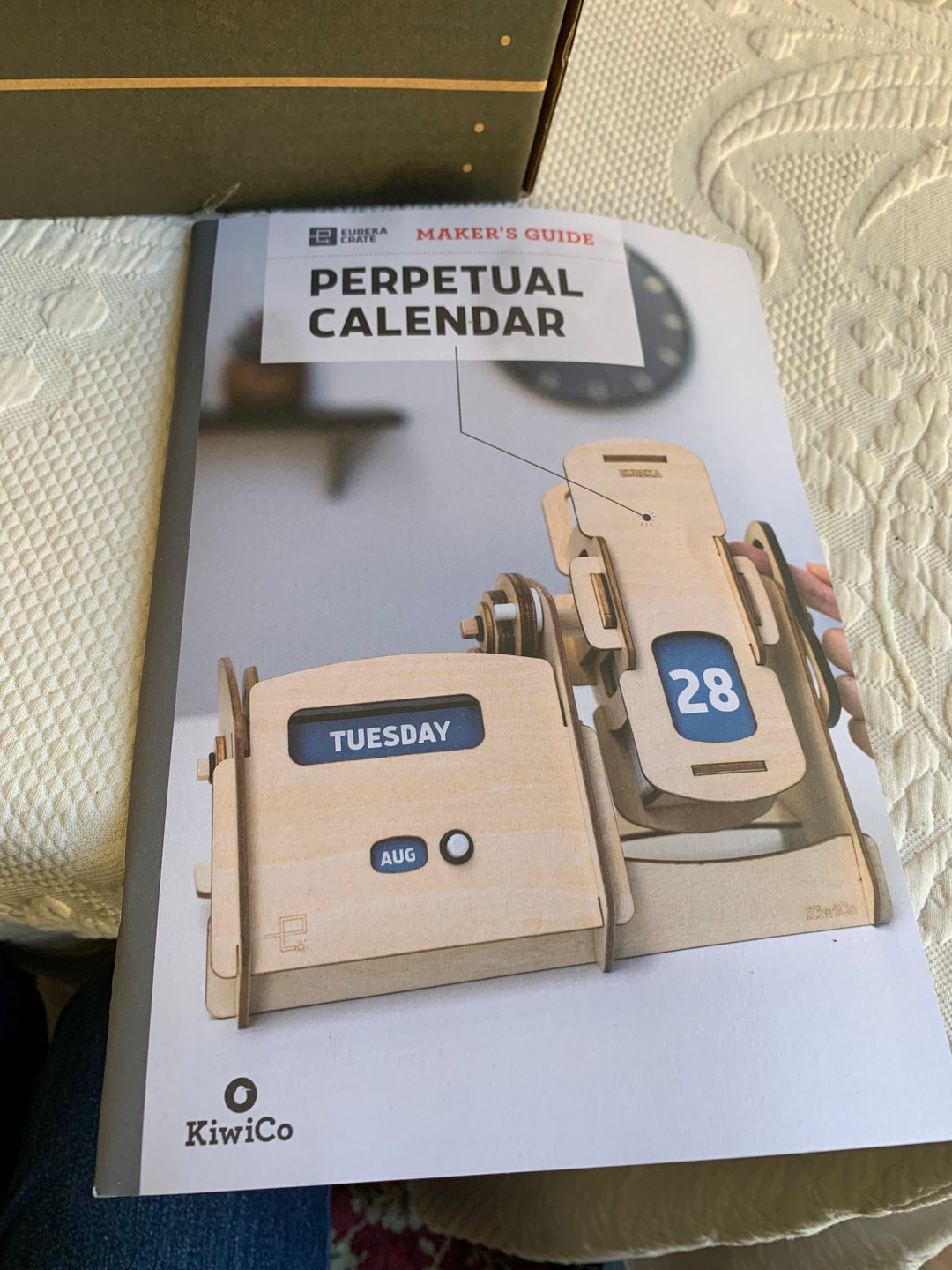 Kiwi Co Eureka Crate for Perpetual Calendar. Build Your Own for Ages 14 ...