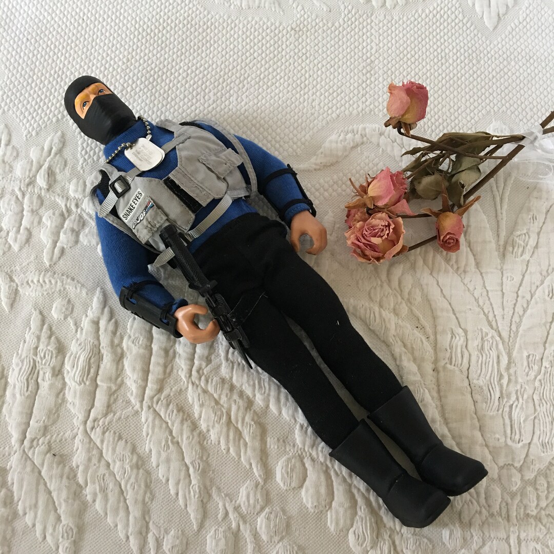 Vintage 1992 Hasbro, Inc. Snake Eyes G I Joe Man Doll. Commando. Fully ...