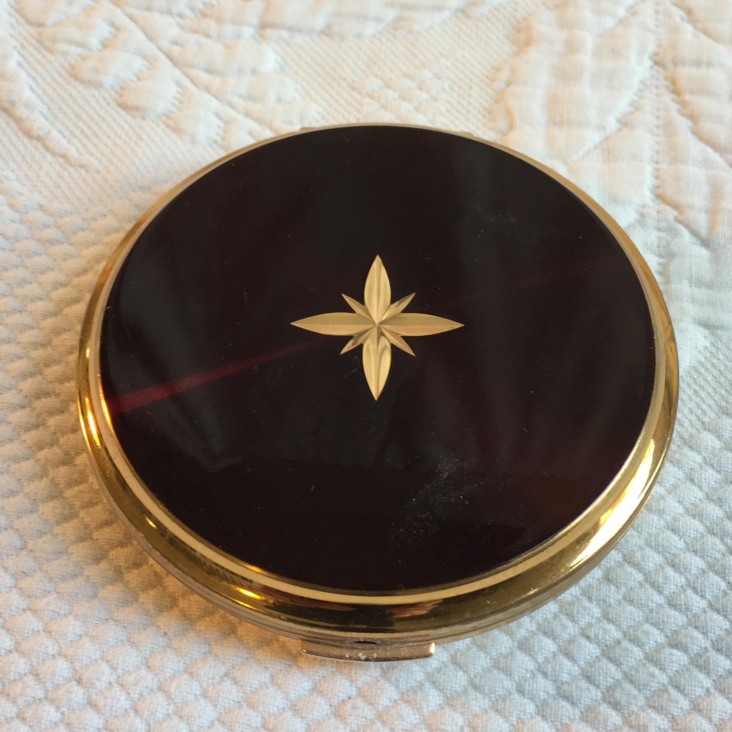 Vintage Stratton Compact From England. Powder Compact. Brass and Black ...