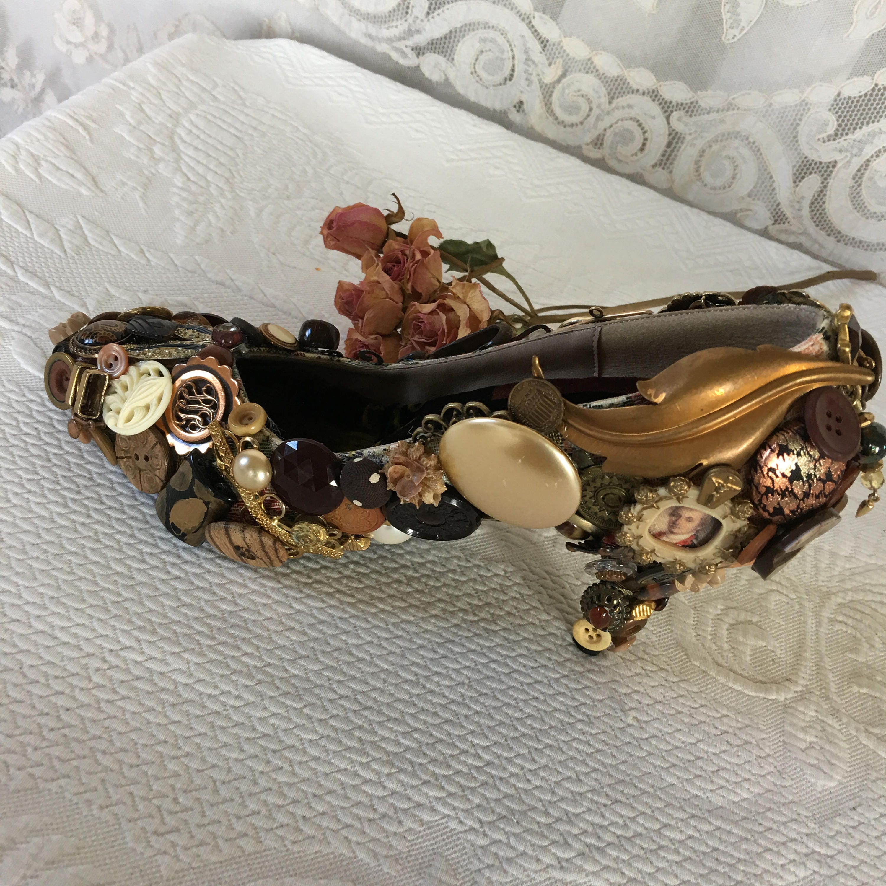 Handmade Button Jewelry High Heel Shoe. Dresser Accent to Hold ...