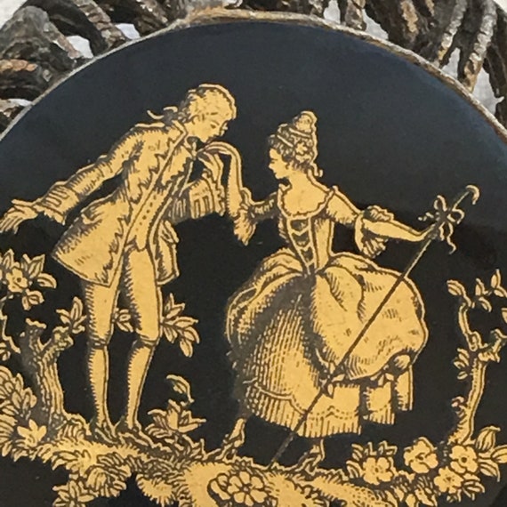 Vintage Colonial Courting Couple Pin Pendent. Black G… - Gem