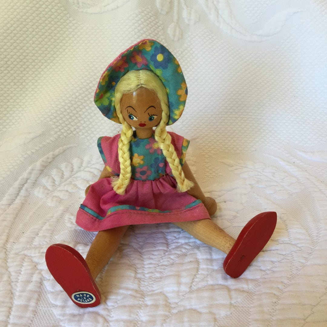 Vintage 1950s Polish Wooden Peg Jointed and Strung Folk Doll With Long ...