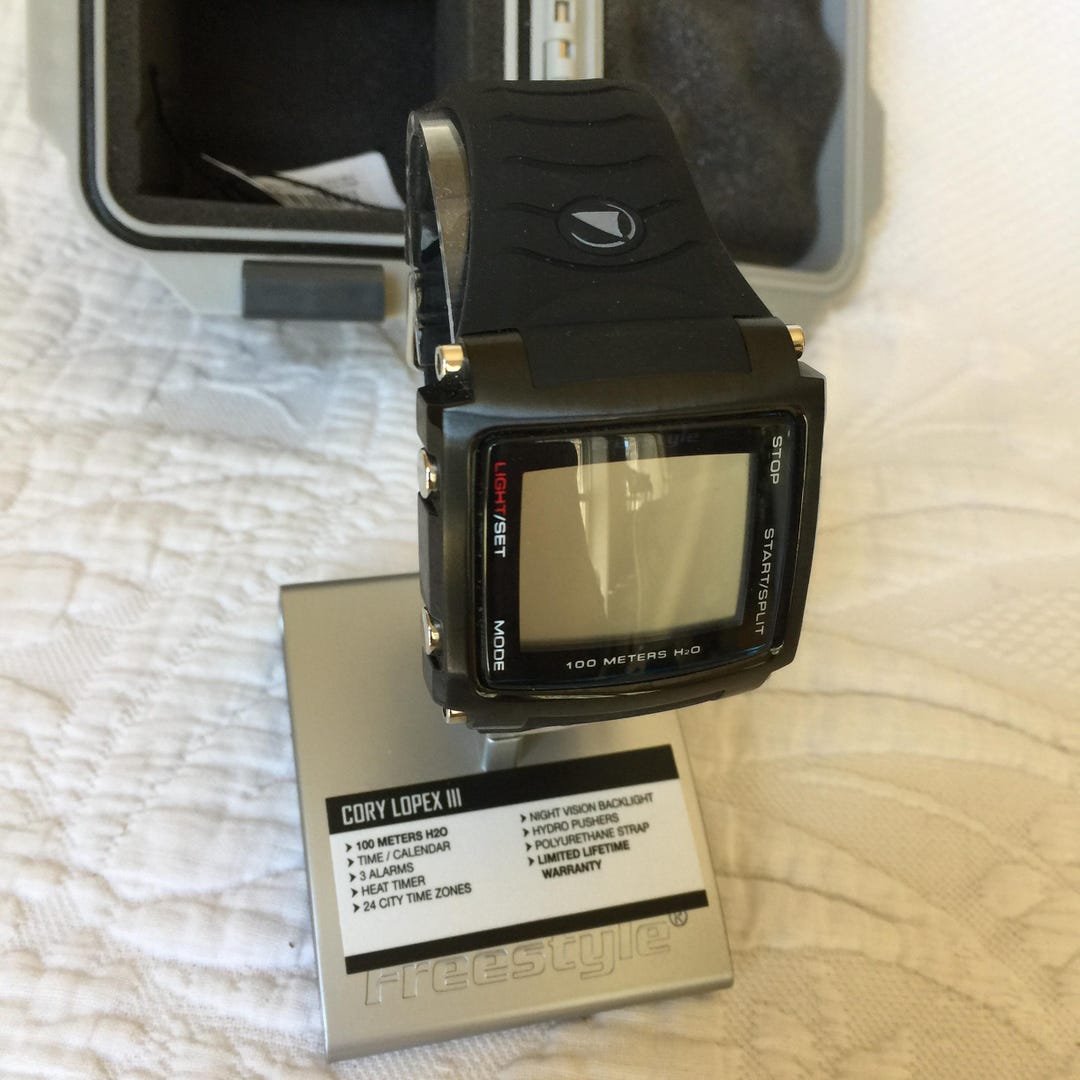 Vintage Cory Lopex III Freestyle Mans Watch. 100 Meters, Time/calendar ...