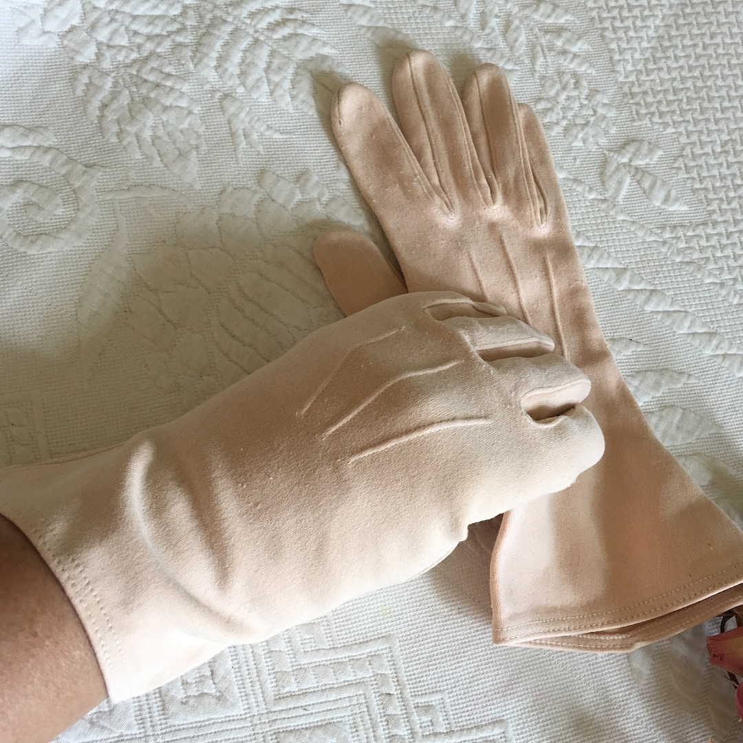 Vintage Jean Atkins Flesh Colored Cotton Gloves. Three Rows of Corded ...