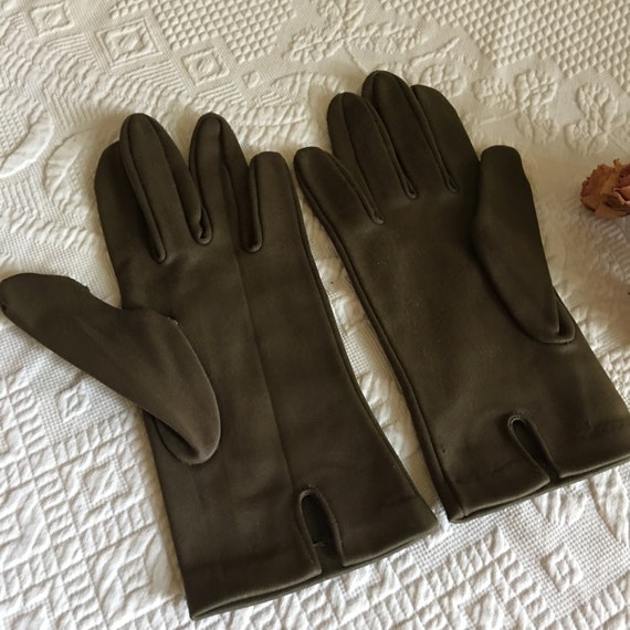 Vintage Short Olive Green Gloves. Nylon Gloves With W… - Gem