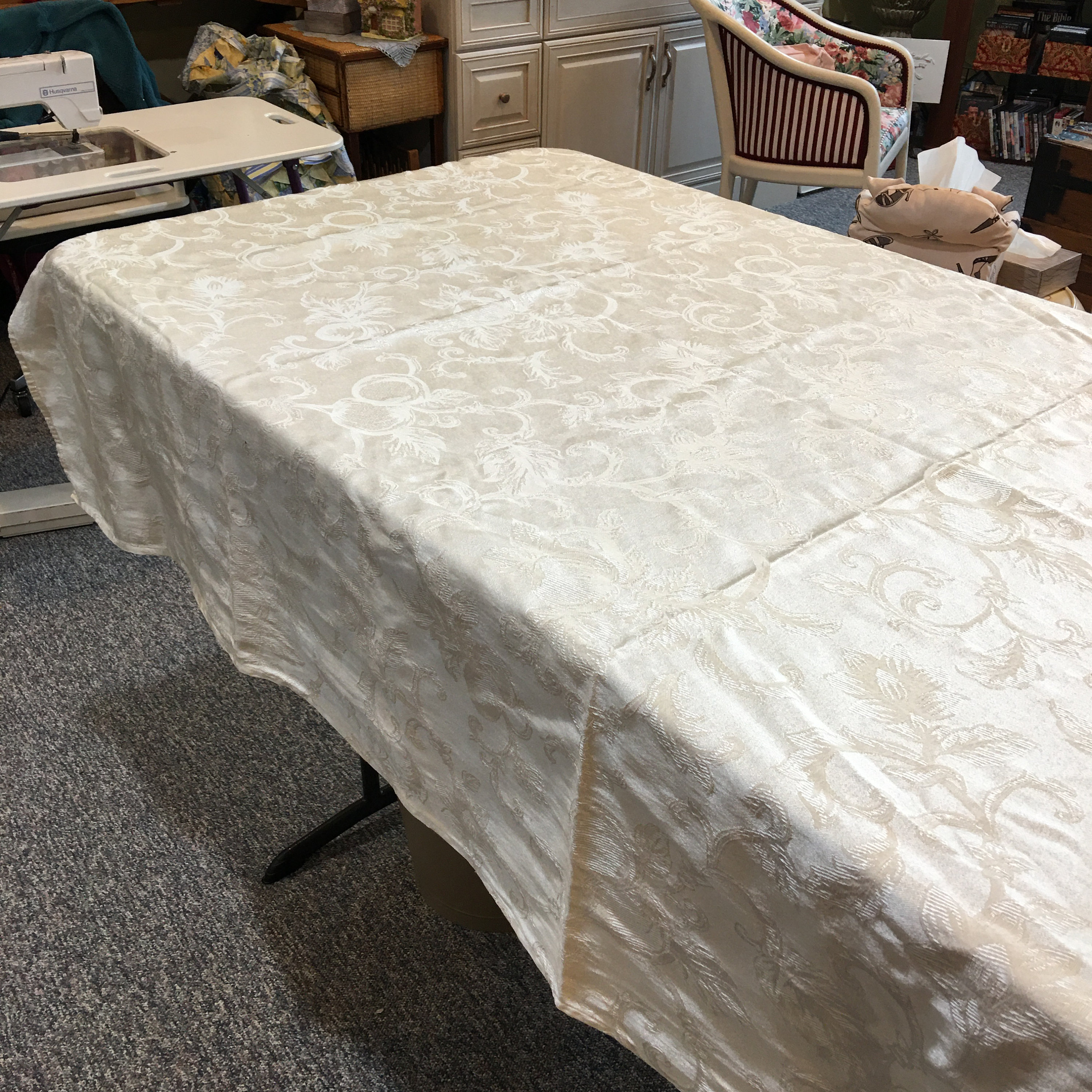 Vintage Creamy White Damask Rectangular Tablecloth 56 X - Etsy