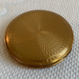 Vintage Petit Point Compact With Lovely Brass Frame. Petit Point ...