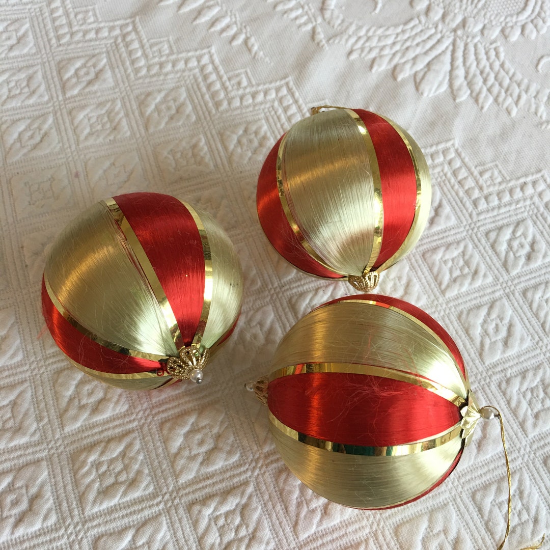 Vintage 1950s 3 Silk Thread Striped Ornaments. Red and Gold Thread ...