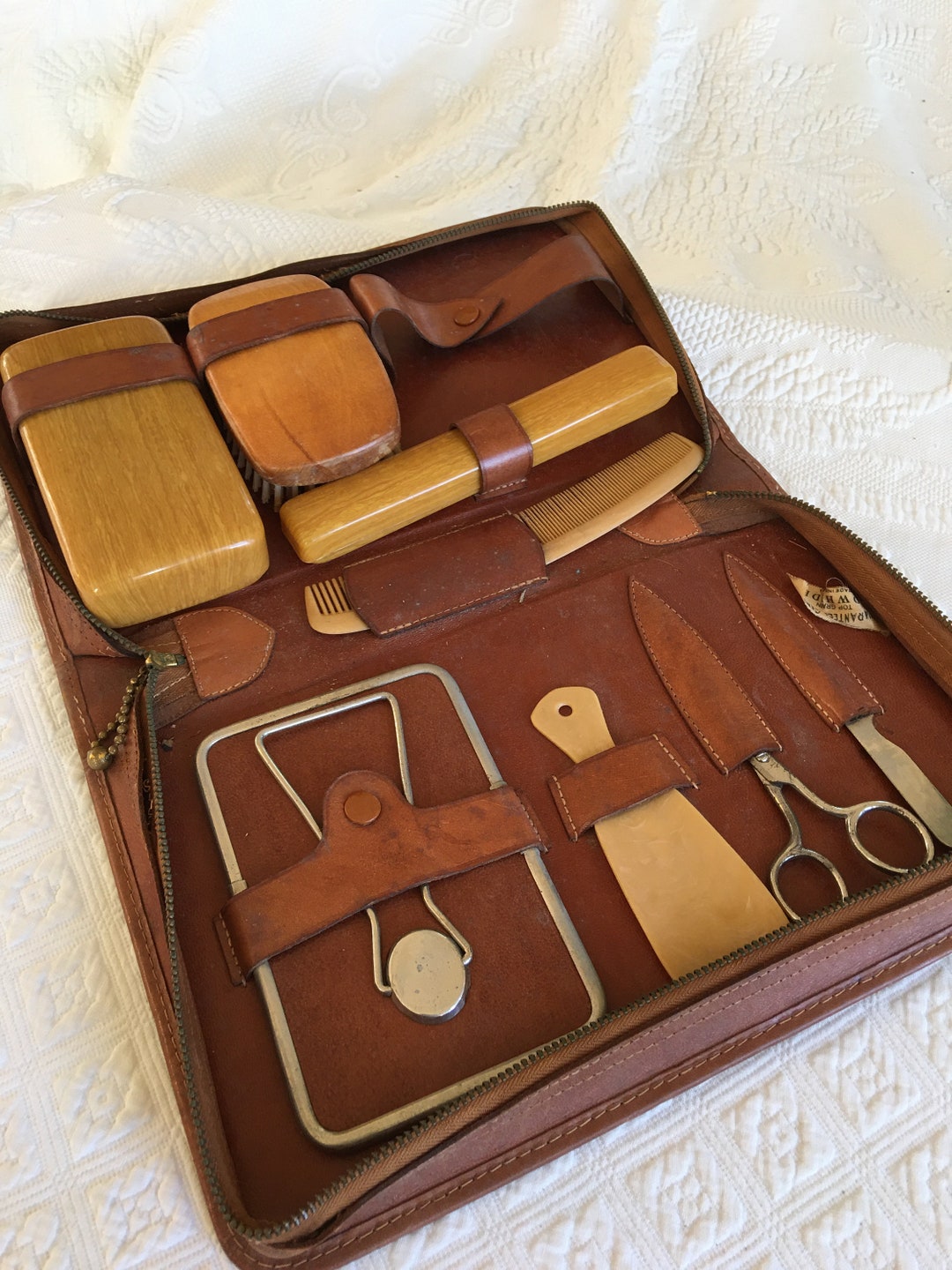 Vintage Leather Mans Grooming Kit, Wood Grain Celluloid Soap and ...