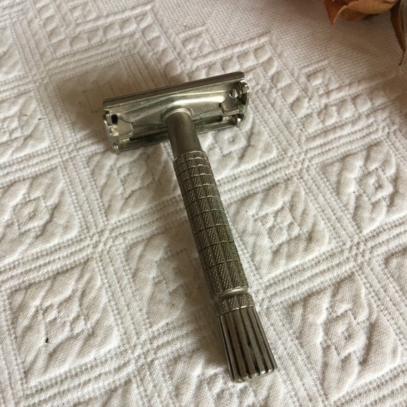Vintage Gillette Gold Silver Hand Held Razor. Turn Handle End | Etsy