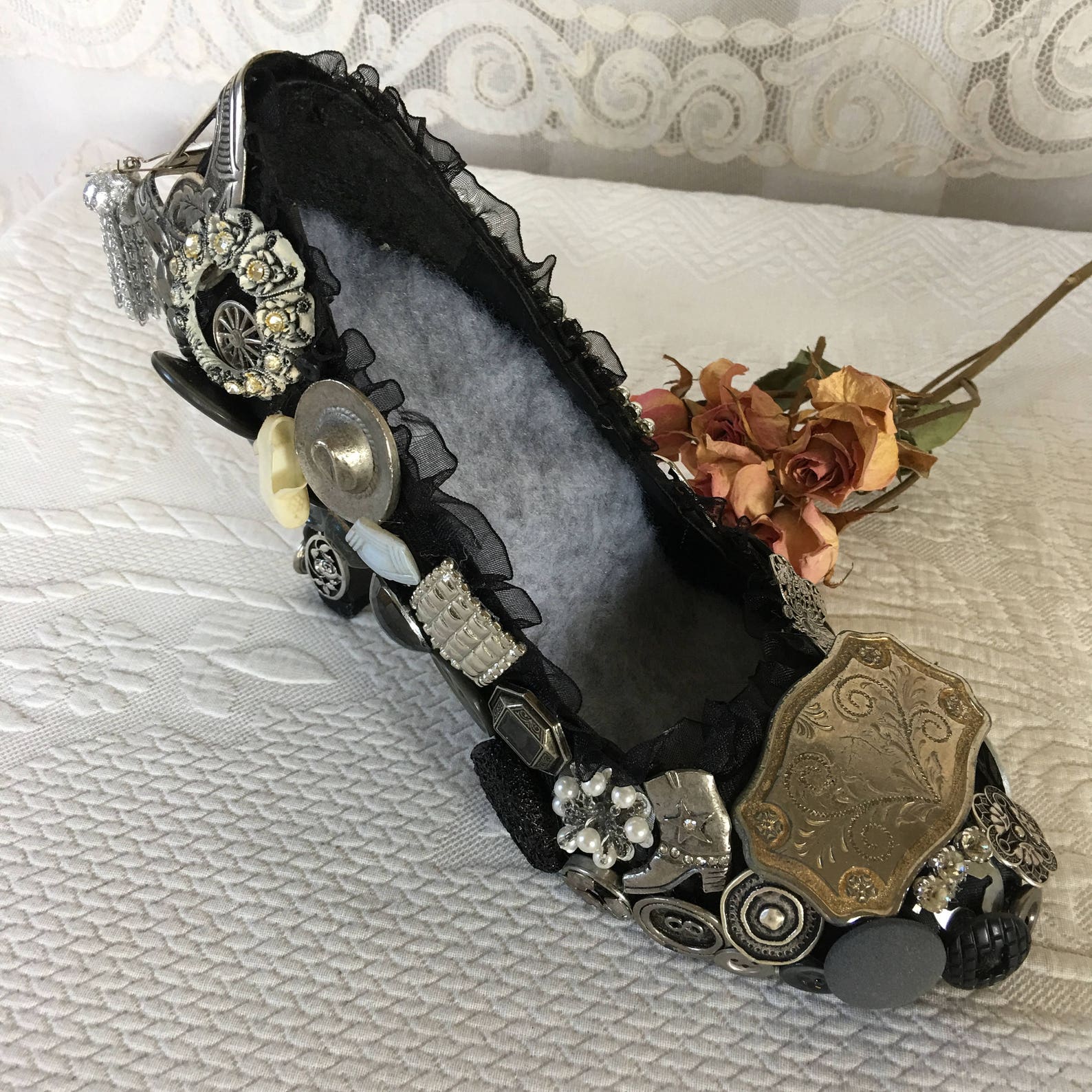 Handmade Button Shoe, Jewelry High Heel. Dresser Accent to Hold ...